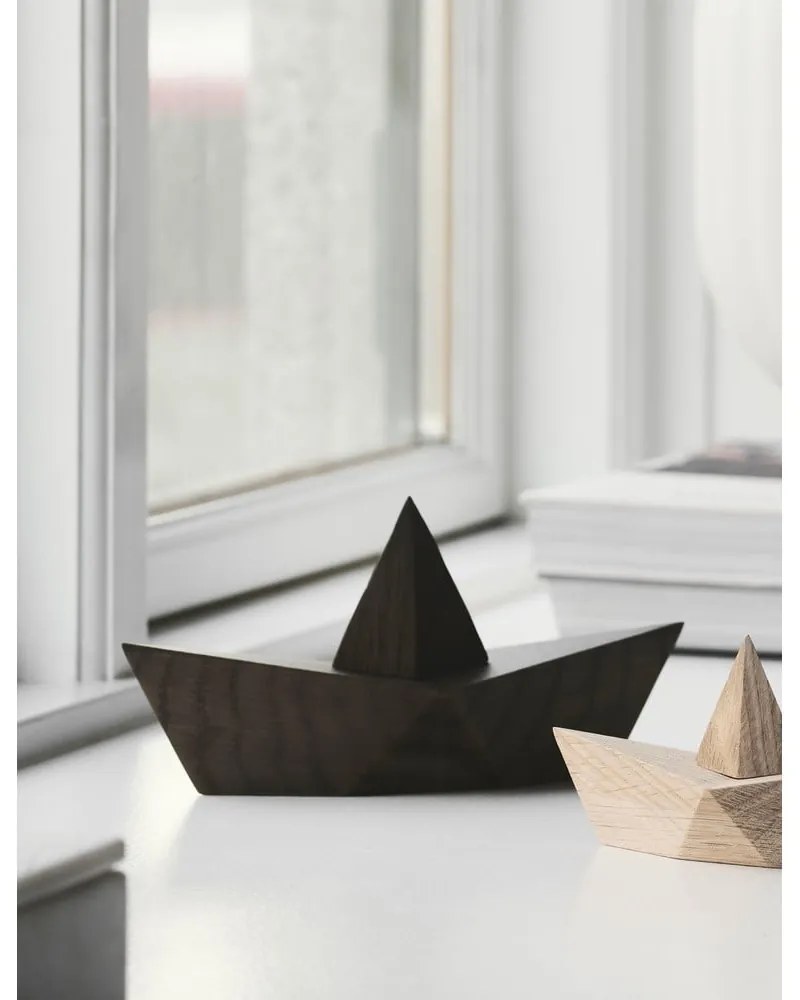 Dřevěná soška (výška 7 cm) Admiral – Boyhood