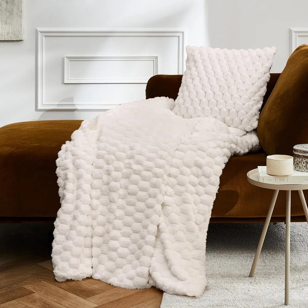 Krémová deka z mikroplyše 125x150 cm Frosty – douceur d'intérieur