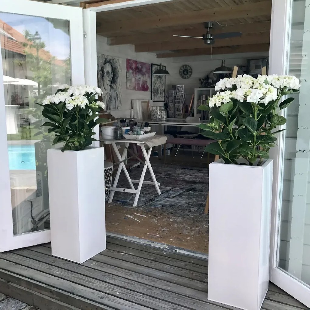Květináč BLOCK, pozink, výška 80 cm, bílý, vč. zavlaž. systému
