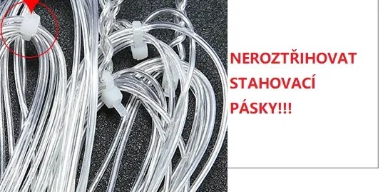 Vnitřní LED vánoční závěs - sněhové vločky , 3m, 138 LED, různé barvy na výběr Barva: Studená bílá