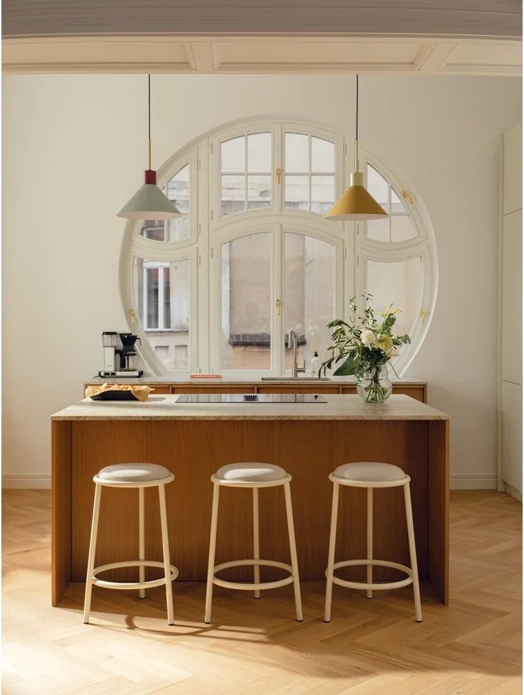 Béžová kovová barová stolička (výška sedáku 68 cm) Hogo – noo.ma