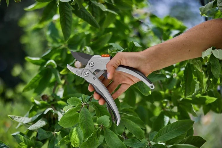 © 2026 GARDENA Ráčnové nůžky SmartCut Comfort