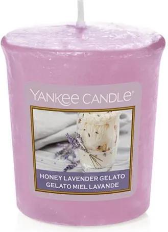 Yankee Candle Votivní svíčka Yankee Candle - Honey Lavender Gelato, fialová barva, sklo