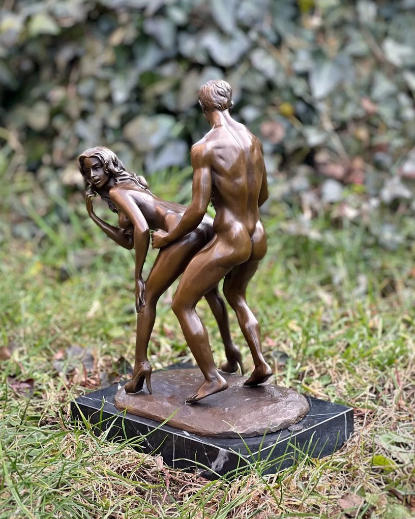 AKT Erotická bronzová socha - sex