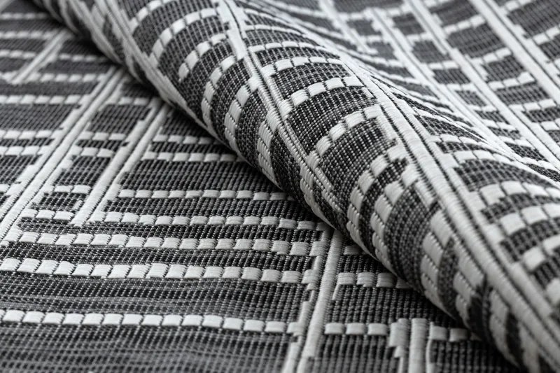 Dywany Łuszczów Kusový koberec Sion Sisal Trellis 22144 black/ecru – na ven i na doma - 120x170 cm