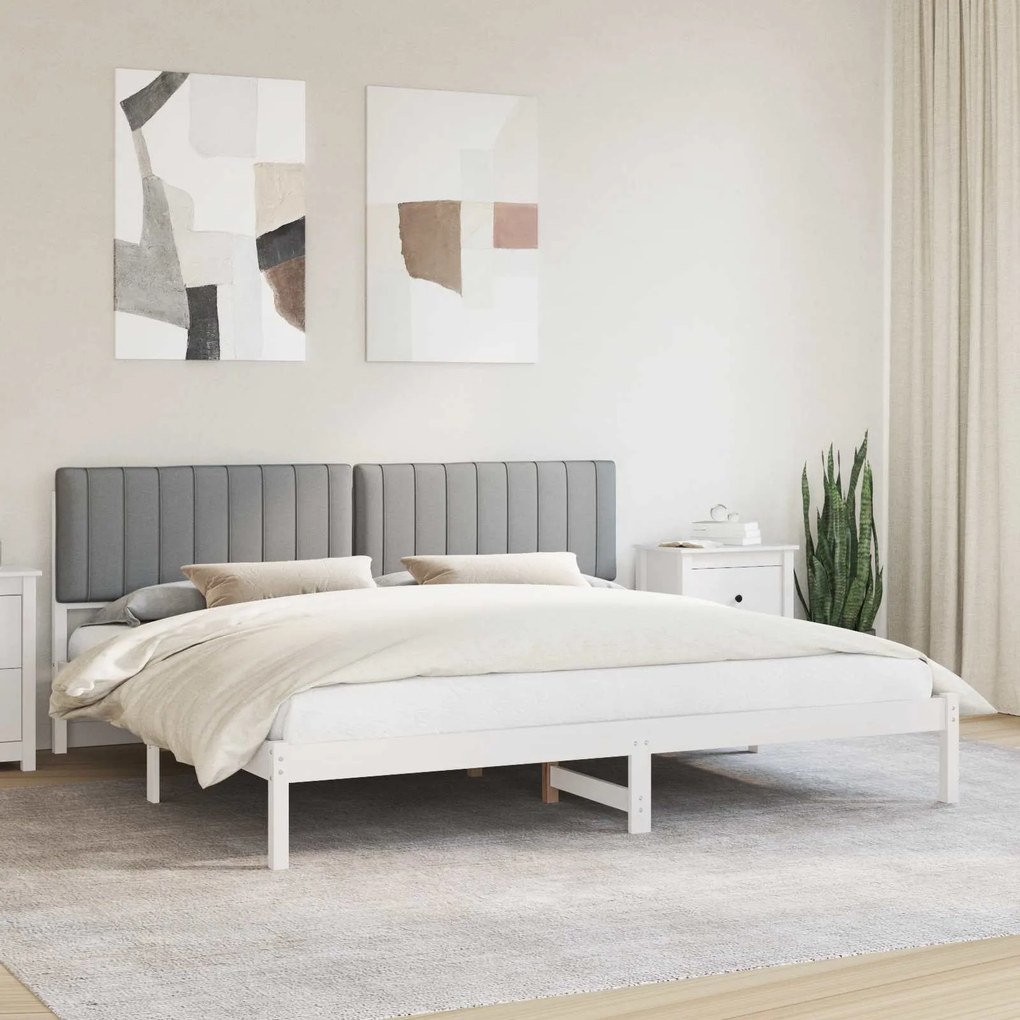 Rám postele s čalouněným čelem Světle šedá 200 x 200 cm 3405576