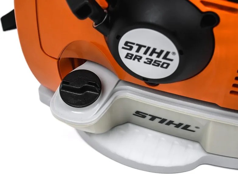 Benzínový zádový fukar na listí STIHL BR 350