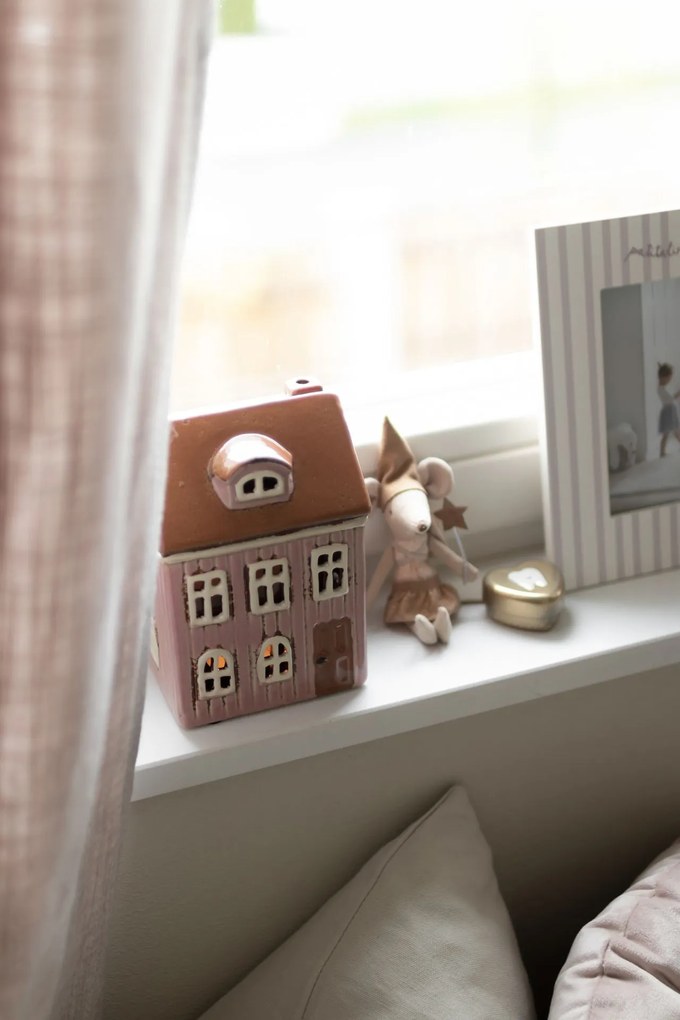 Ib Laursen Keramický svícen Thorshavn Arched Dormer Window, růžová barva, keramika