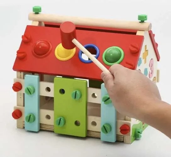 Montessori multifunkční dřevěný domeček Kruzzel 22564