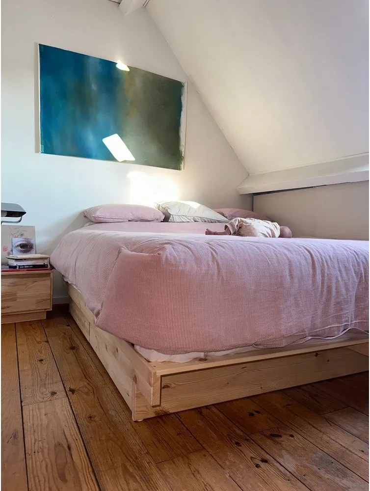 Dvoulůžková postel z borovicového dřeva s úložným prostorem s roštem v přírodní barvě 180x200 cm Kanso – Karup Design