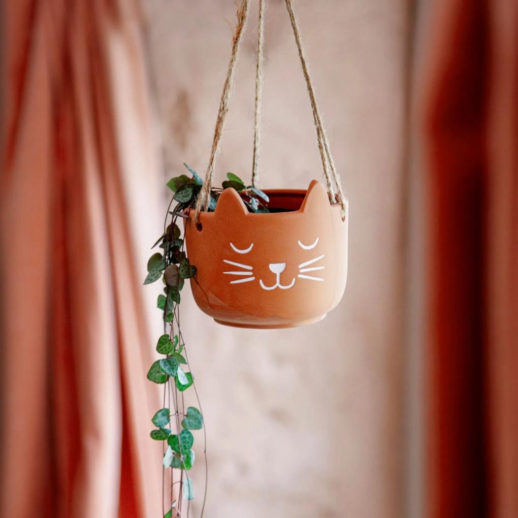 Sass &amp; Belle Hnědý závěsný květináč z pálené hlíny s motivem kočičky