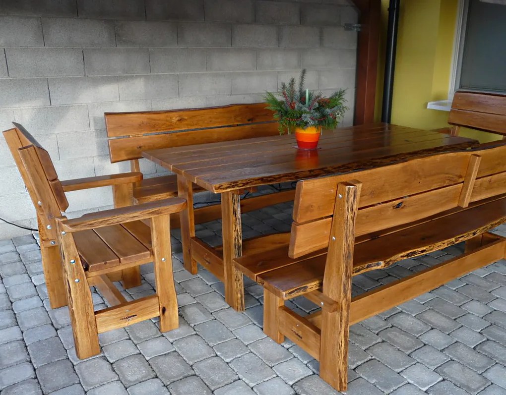 KULHÁNEK Zahradní dubová sestava - stůl, 2x lavice s opěradlem, 2x křeslo (rustikální provedení) Délka: 150 cm, Odstín nátěru: lazura - dub