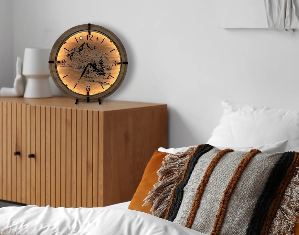 Li-Go "Hory" Světelné hodiny 32 cm provedení povrchu: dub, varianta napájení svítidla: 230V pro vývod ze stěny (s přívodním kabelem)