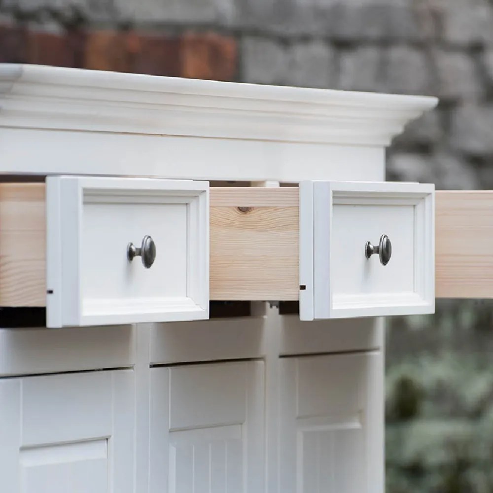 Massive home | Bílá komoda  z masivu Belluno Elegante 3D3S s bílou deskou