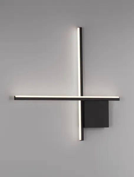 Designové nástěnné svítidlo Cross 50 černá