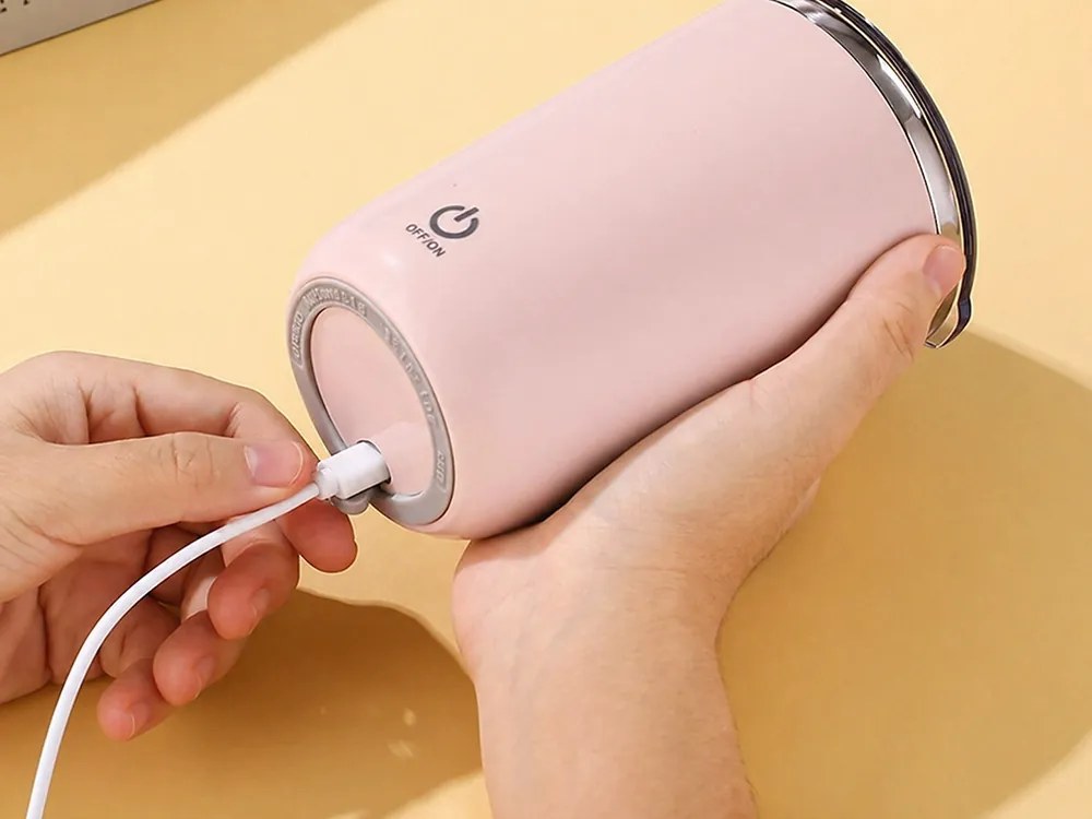 Verk Group Samomíchací hrnek 350 ml, ocelový termos na studené i horké nápoje, s usb kabelem