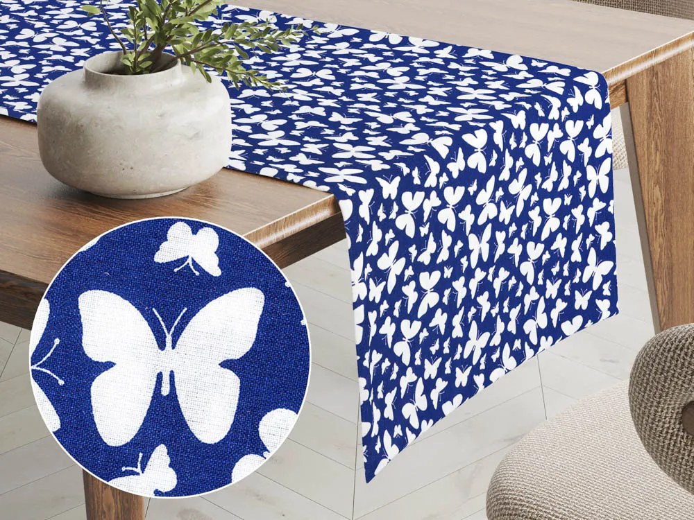 Biante Bavlněný běhoun na stůl Sandra SA-376 Bílí motýlci na modrém 20x140 cm