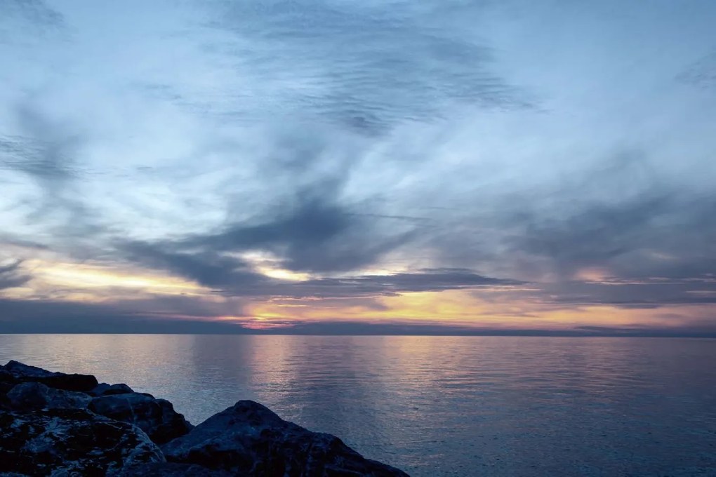 DIMEX | Samolepicí vliesová fototapeta na zeď Západ slunce v Toskánsku MA-5-3135 | 375 x 250 cm | modrá, černá, oranžová