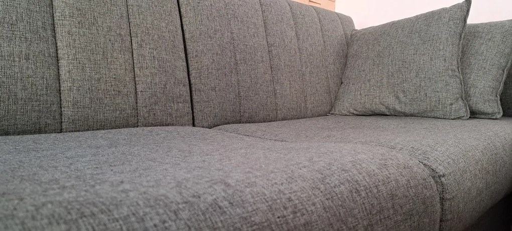 Designová rozkládací sedačka Zayda 210 cm tmavě zelená - II. třída