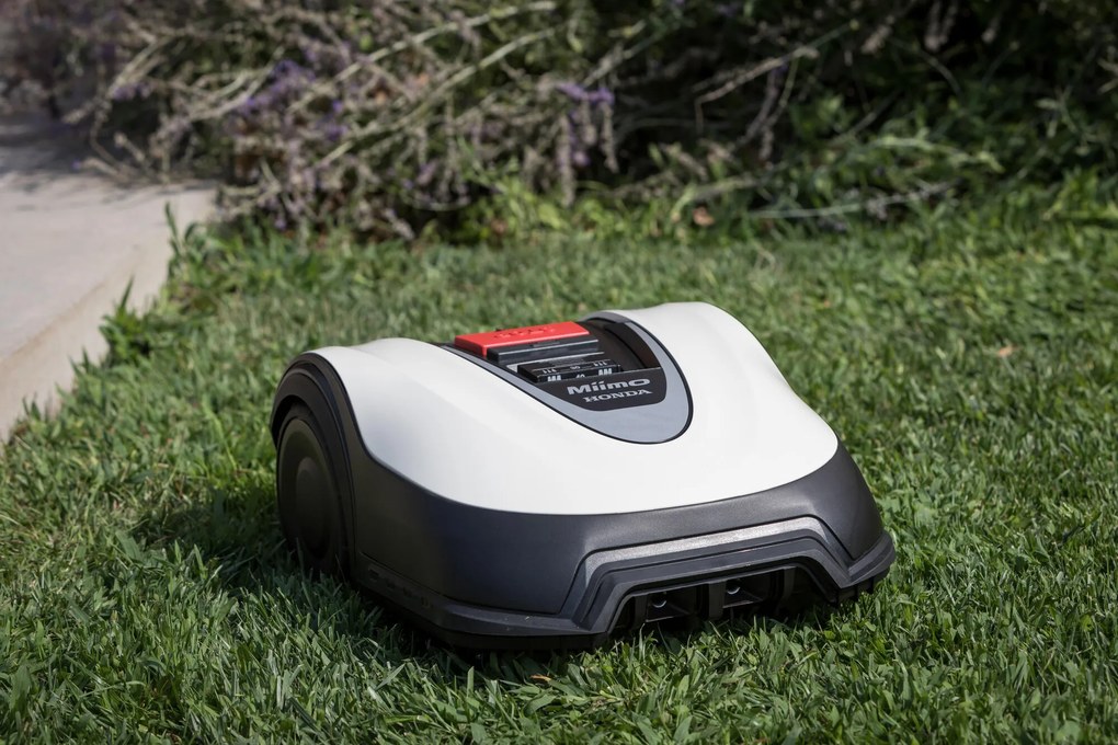 Robotická sekačka Miimo Honda HRM 40