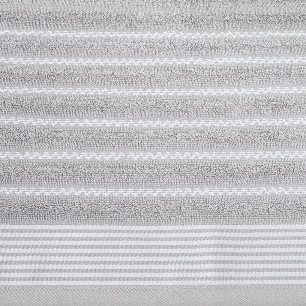 BAVLNĚNÝ RUČNÍK LEO 70X140 CM STŘÍBRNÁ
