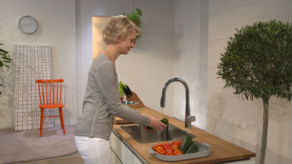 Hansgrohe Talis M51, páková dřezová baterie 200 s vytahovací sprškou, chromová, 72813000