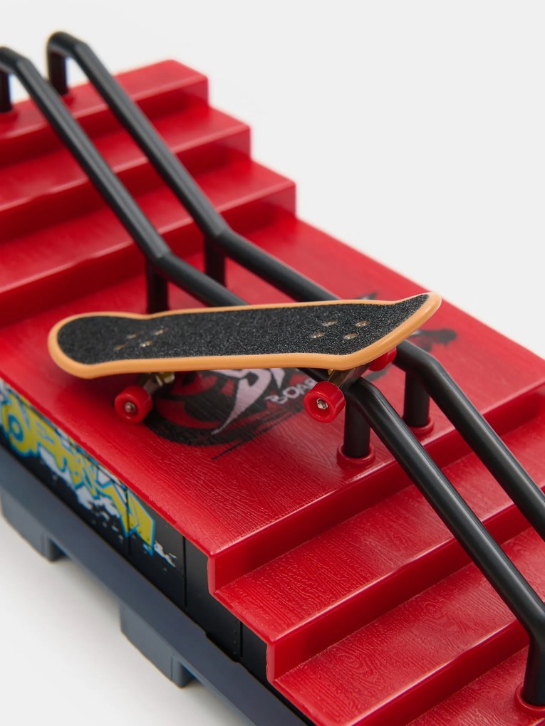 Sinsay - Skateboard s rampou a příslušenstvím - vícebarevná