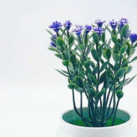 Bytová dekorace - umělá rostlina v květináči - výška 11 cm Barvy: Fialovo-modrá