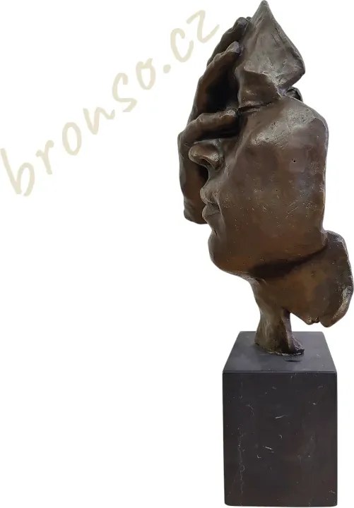 Tvář - Salvador Dalí - bronzová socha   (Abstraktní bronzová hlava s rukou – moderní umělecká socha na mramorovém podstavci)