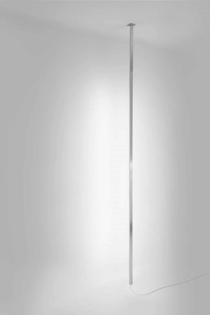 Linealight Ma&De 7773 Xilema, minimalistická závěsné svítidlo pro nepřímé osvětelní s dotykovým ovládáním, 25W LED, výška 250cm