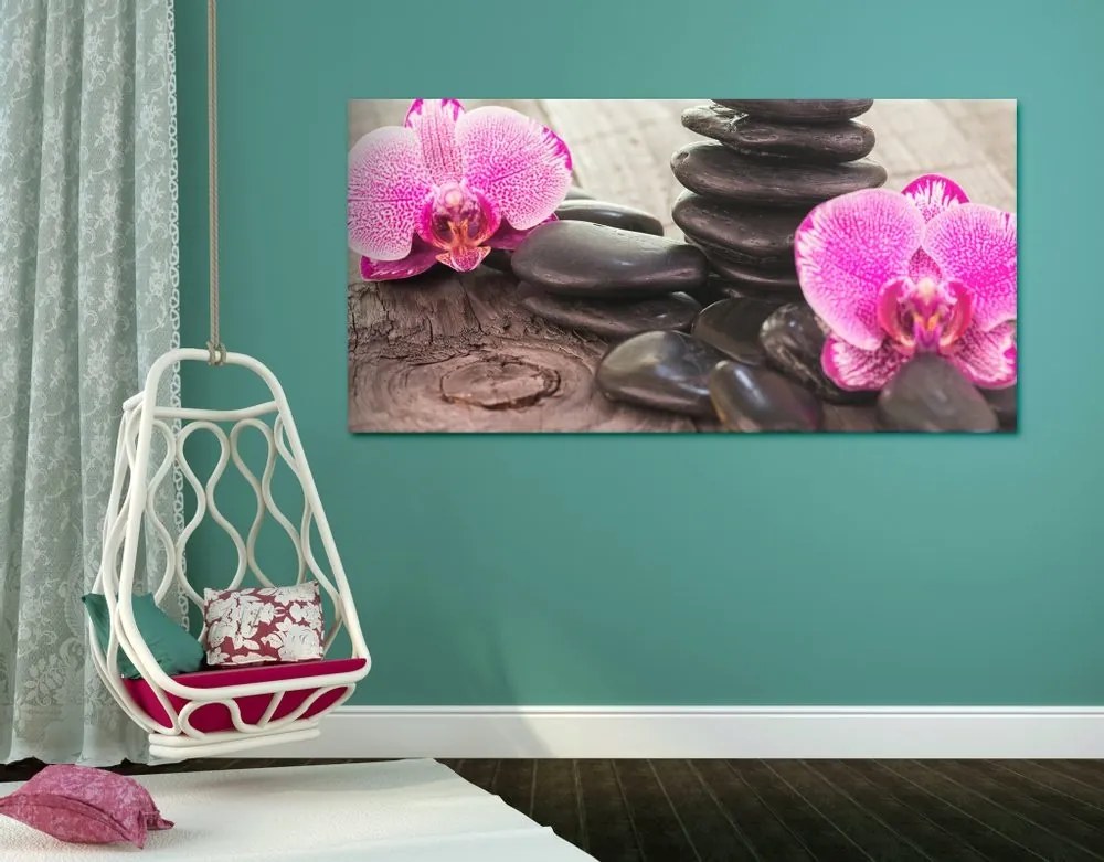 Obraz orchidej a Zen kameny na dřevěném podkladu - 120x60 cm