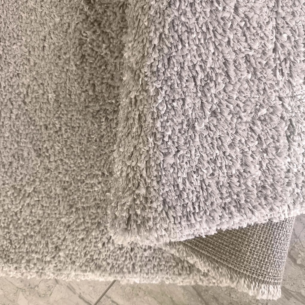 DY Béžový jednobarevný huňatý koberec Santo Rozměr: 80x150 cm