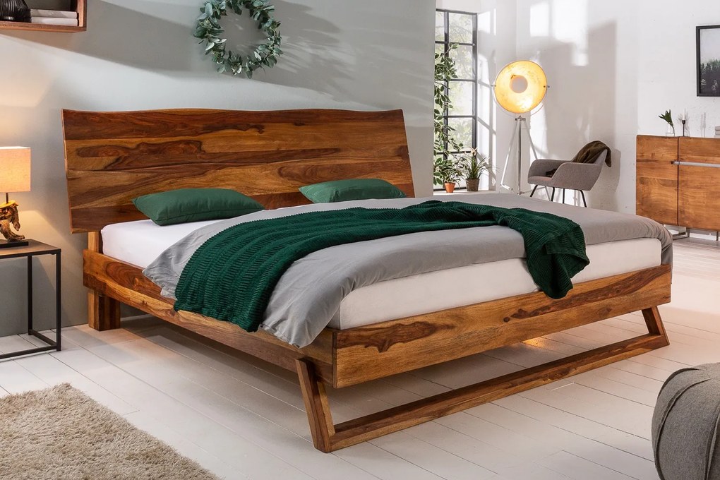 Designová postel Massive 180 x 200 cm přírodní Sheesham