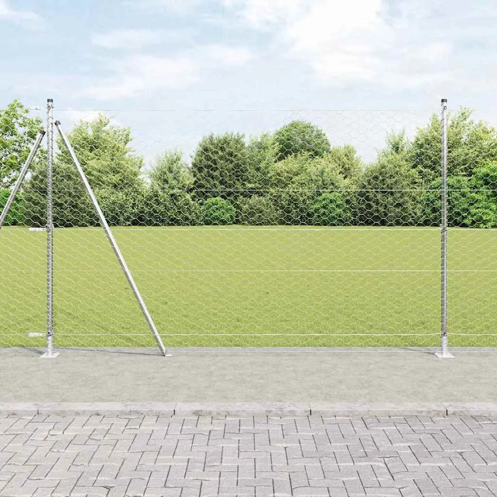 Hexagonální plot s betonovým základem 50 x 1,4 m Stříbrná 3353845