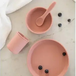 KikkaBoo Miska Platinum Silicone Blush / od 6 měsíců