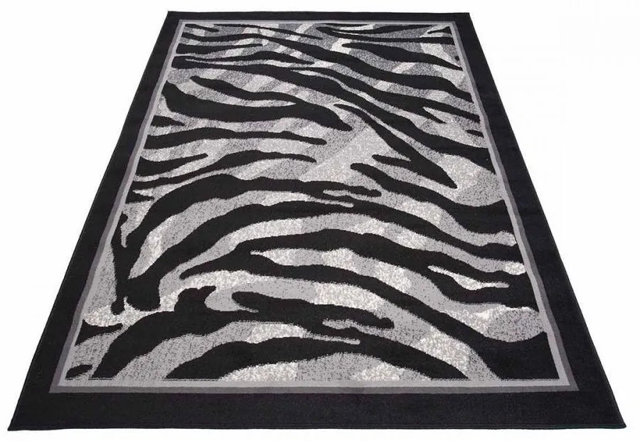 Kusový koberec PP Trio černý 200x300cm