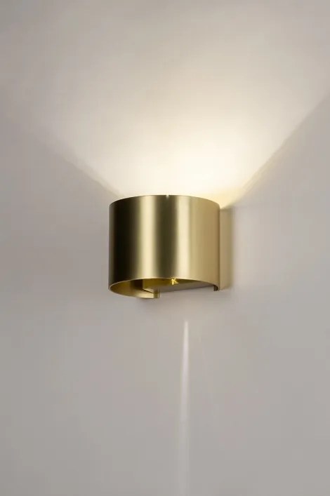 Nástěnné LED svítidlo do obýváku Frontal X Gold