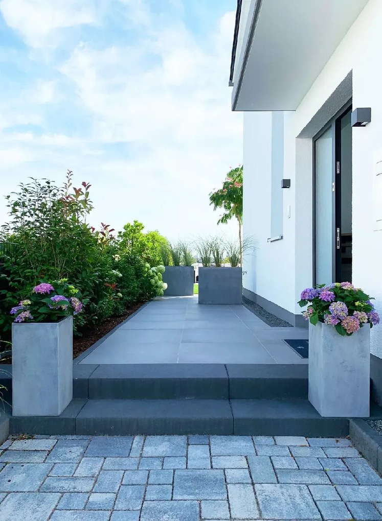 Hranatý květináč BLOCK, sklolaminát, výška 60 cm, beton design