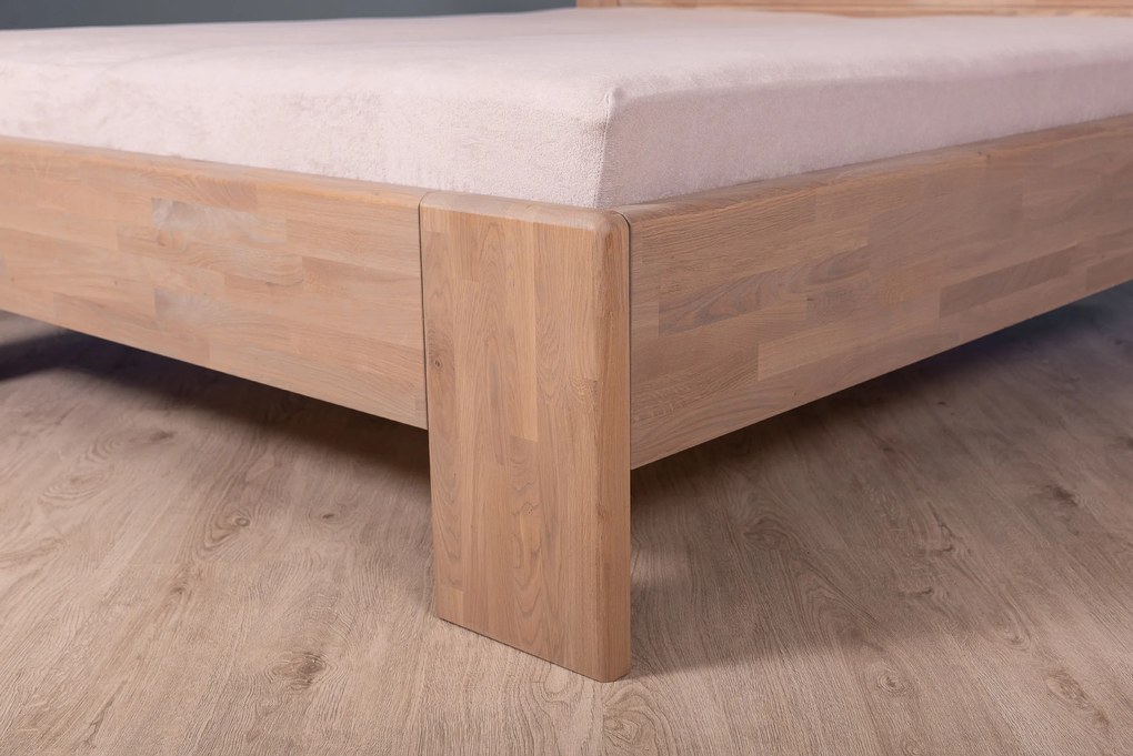 Masivní postel PARIS - Solwo Design Dřevo a odstín oleje: DUB Cink - Olej odstín DO204, Rozměr spací plochy: 220x200