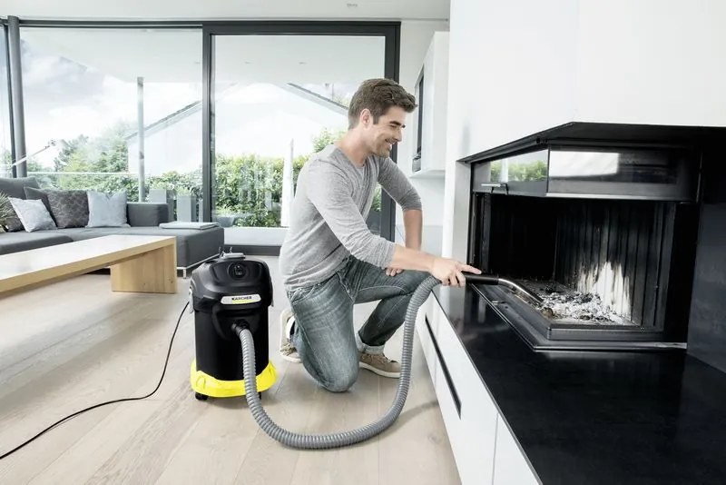 KÄRCHER AD 4 Premium Vysavač na suché nečistoty a popel 1.629-731.0