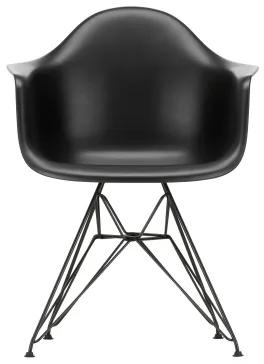 Eames Plastic Armchair DAR černě lakovaná černá černé na koberec Vitra