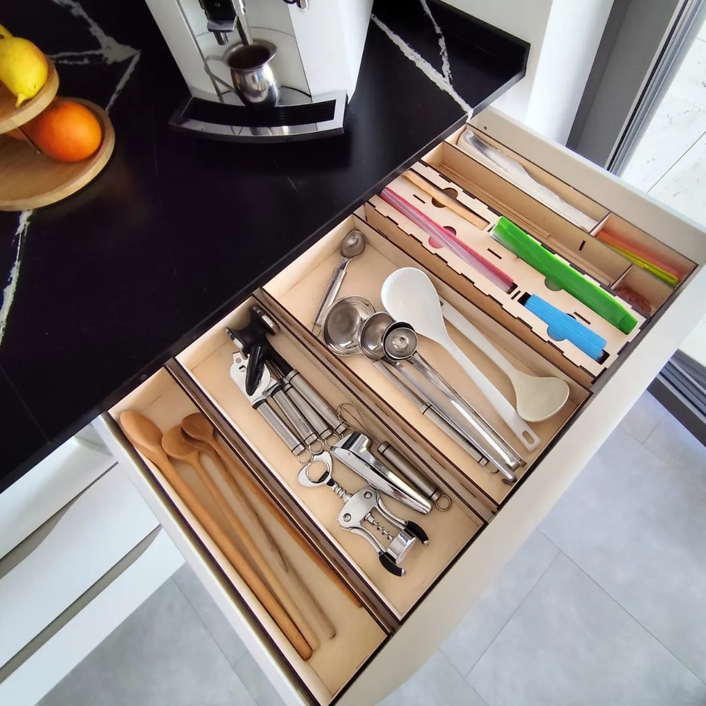 usporadejto.cz Organizér do šuplíku, vložka do zásuvky, dřevěný VASKY, 45,5 x 10 x 6 cm