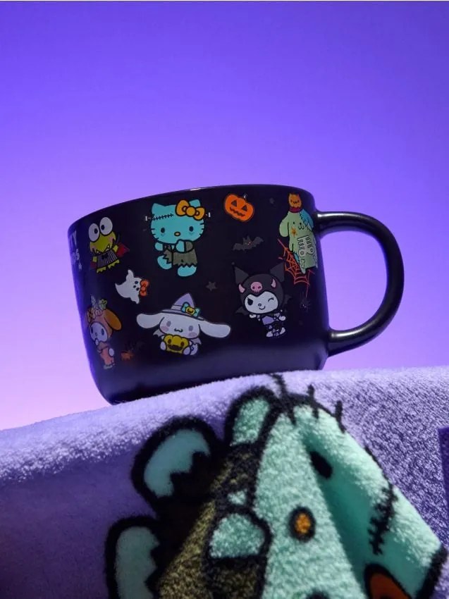 Sinsay - Keramický hrnek s halloweenským motivem Hello Kitty and Friends - vícebarevná