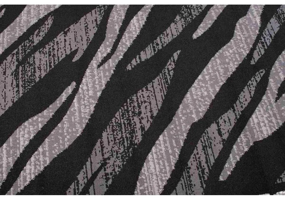 Kusový koberec PP Normia černý 130x190cm