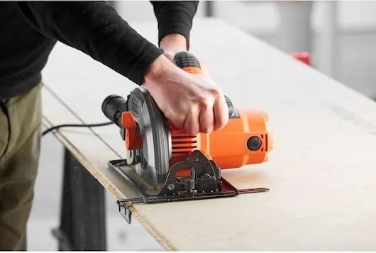 Kotoučová pila Black+Decker CS1250L-QS