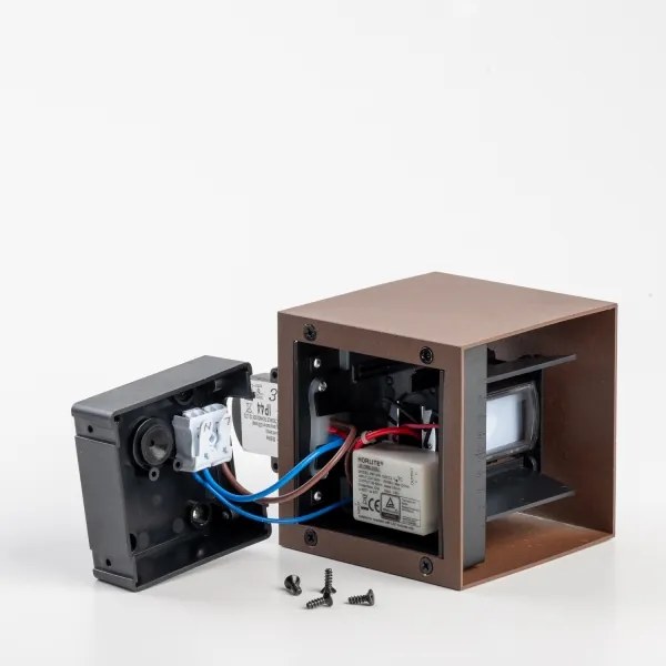 BRILAGI - LED Venkovní nástěnné svítidlo se senzorem CUBE LED/6W/230V hnědá IP65