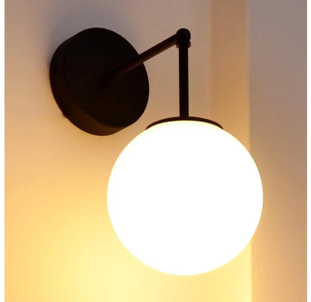 Helam Nástěnná lampa MOON 1xE27/15W/230V černá HE1664