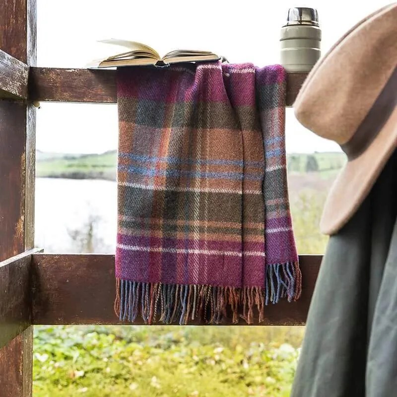 Deka z ovčí vlny Raspberry Purple Green Orange Tartan 182 x 137 cm John Hanly