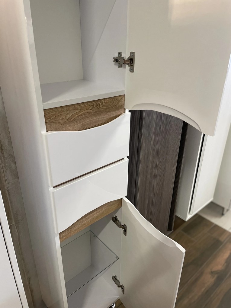 Lavedo Liga Air 35 vysoká závěsná skříňka do koupelny Orientace: Levá