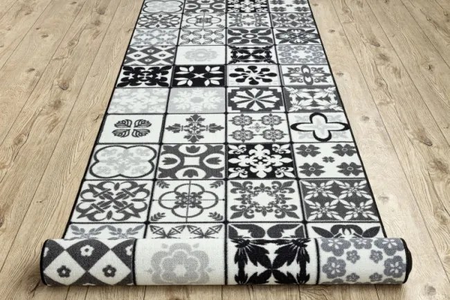 Protiskluzový běhoun AZULEJO PATCHWORK lisabonský obklad - šedý / černý